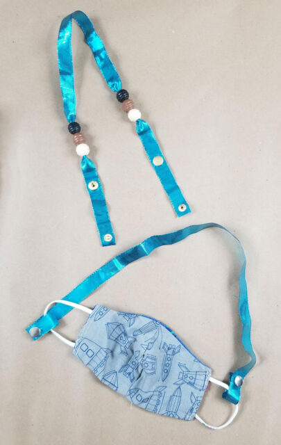 How to Make Mask Lanyards for Boys and Girls * Moms and Crafters