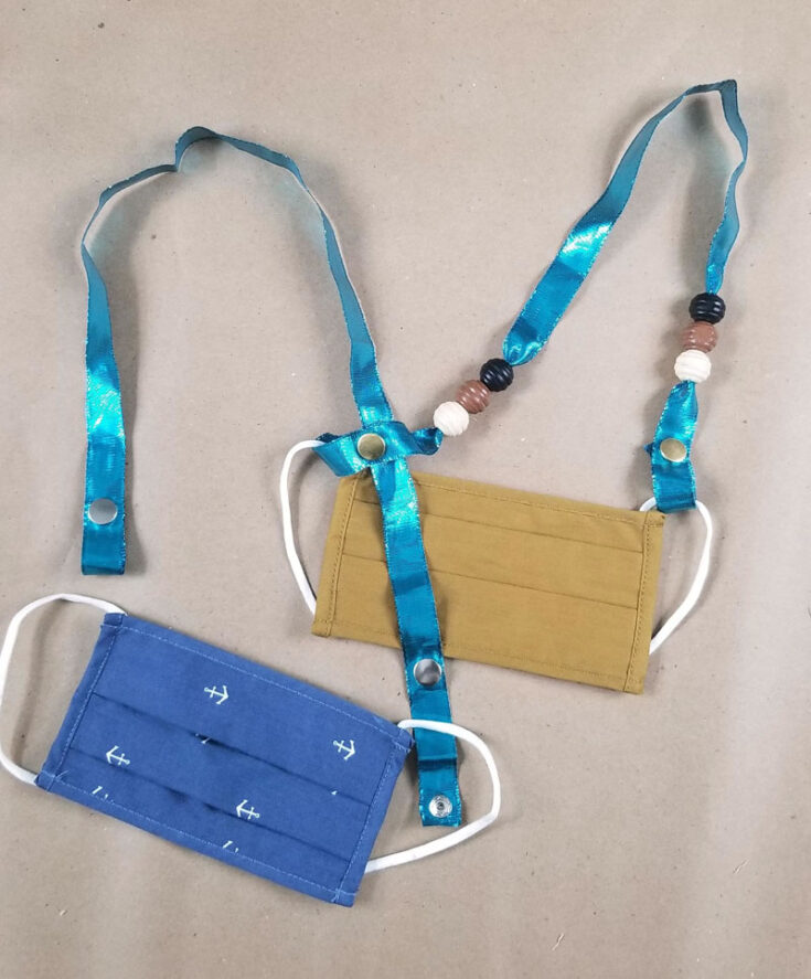 How to Make Mask Lanyards for Boys and Girls * Moms and Crafters