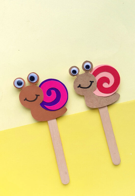 Paper Snail Puppet Craft - Free Template * Moms and Crafters