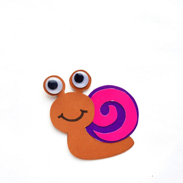 Paper Snail Puppet Craft - Free Template * Moms and Crafters