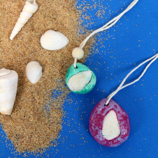 Seashell Necklace - Craft with your beach shells! * Moms and Crafters