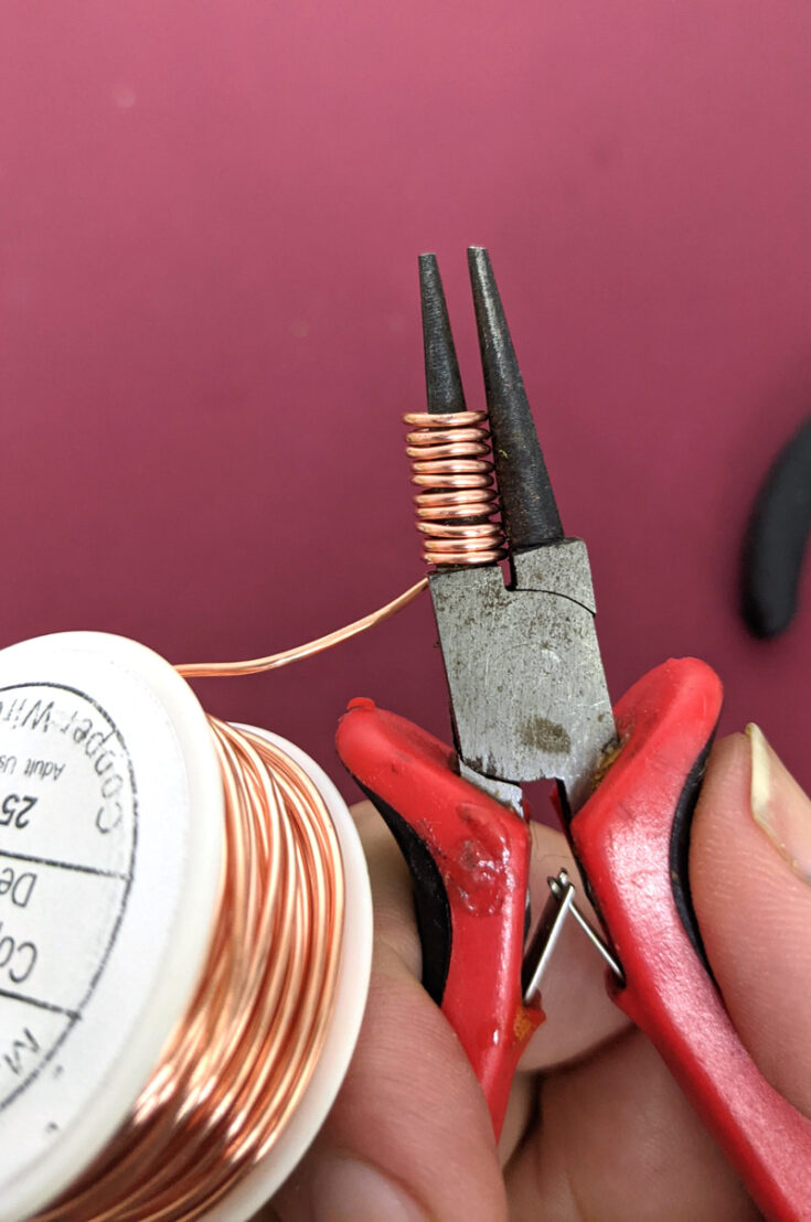 How to Make Jump Rings from Scratch * Moms and Crafters