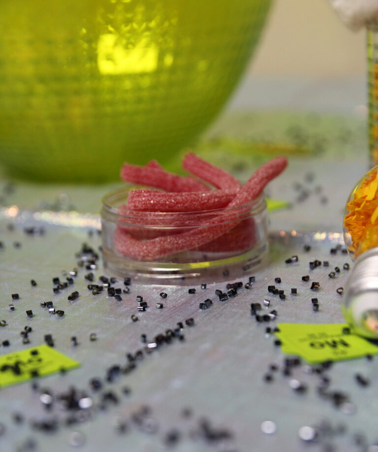 Science Party Food Ideas * Moms and Crafters