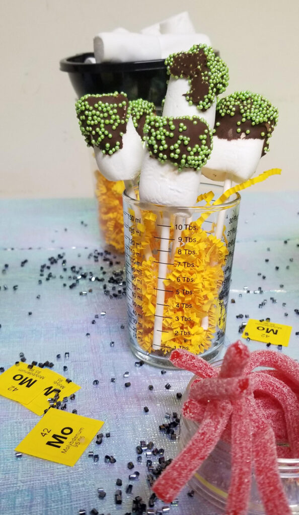 Science Party Food Ideas * Moms and Crafters