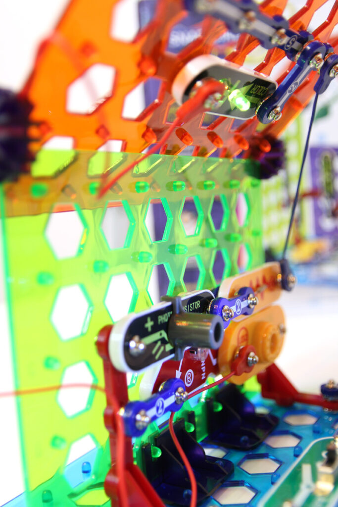 The Best Birthday Gift for 8 Year Old Boys * Moms and Crafters