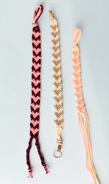 Heart Patterned Friendship Bracelets * Moms and Crafters