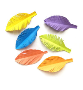 Paper Dream Catcher + Free Template * Moms and Crafters