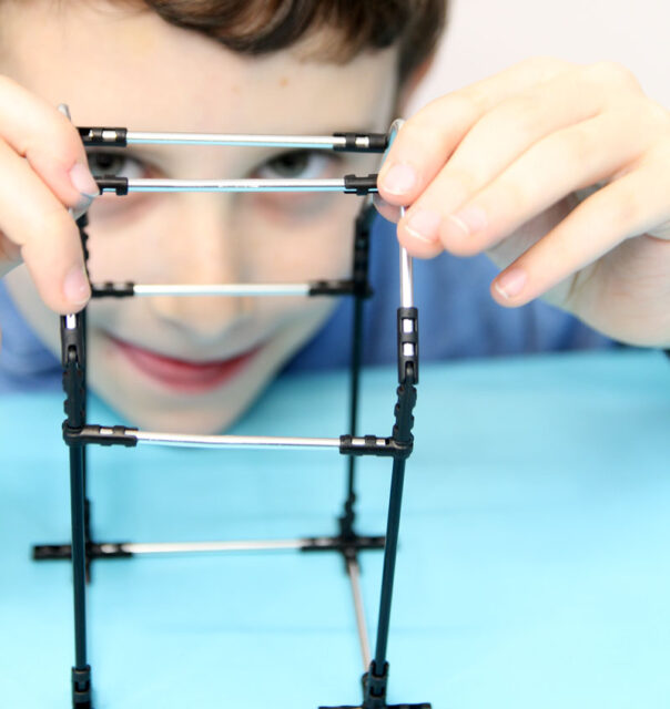 DIY Night Light - STEM Challenge for Kids * Moms and Crafters