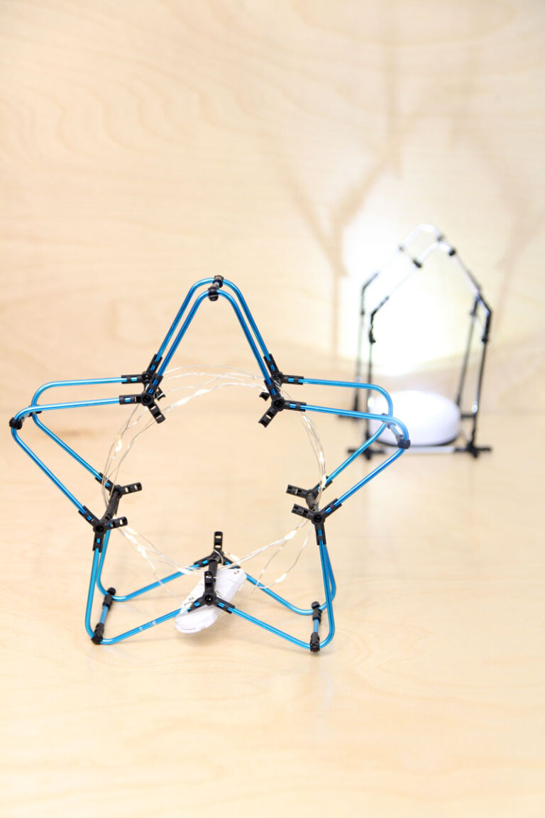 DIY Night Light - STEM Challenge for Kids * Moms and Crafters