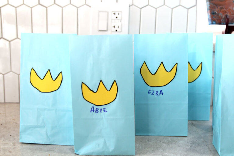 Dog Man Birthday Party for an Eight Year Old Boy * Moms and Crafters