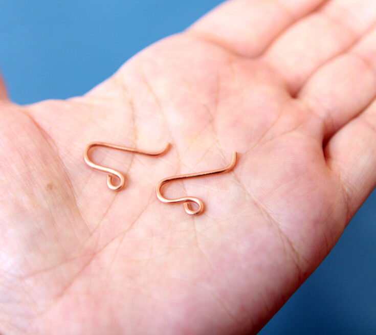 How to Make Earwires from Scratch * Moms and Crafters
