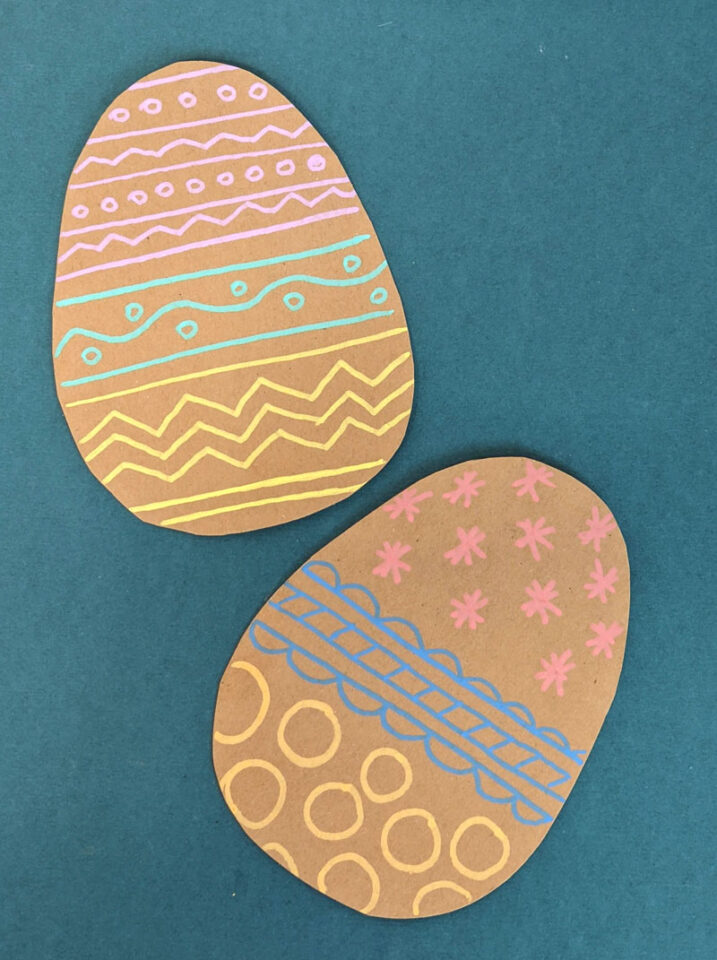 Paper Easter Egg Craft - Doodle Eggs! * Moms and Crafters
