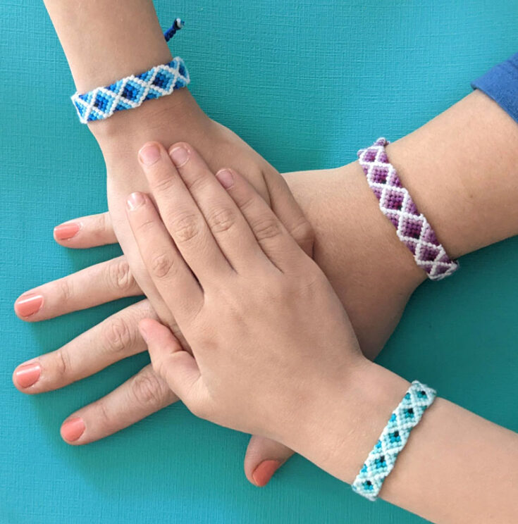 Diamond Friendship Bracelet Pattern - With a 3D Effect!