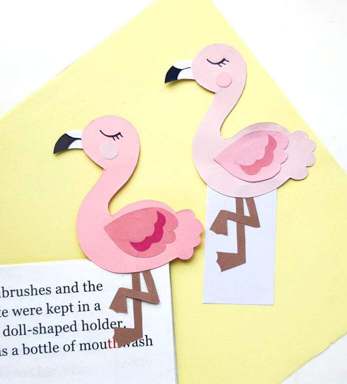 Flamingo Bookmark - Free Template * Moms and Crafters