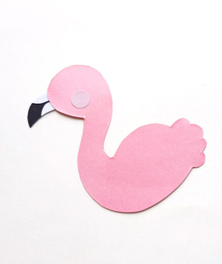 Flamingo Bookmark - Free Template * Moms and Crafters