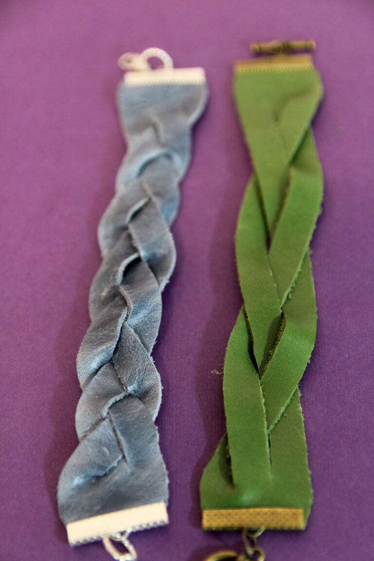 Magic Leather Braid Bracelet Tutorial * Moms and Crafters