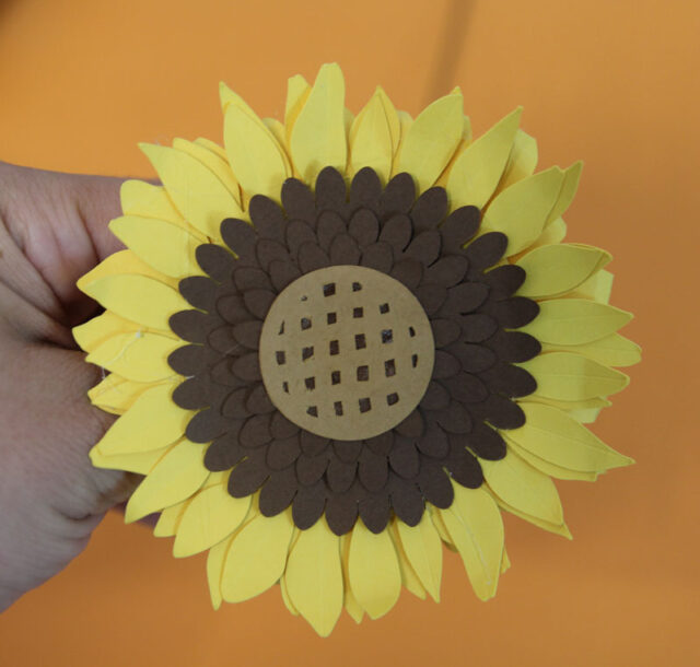 DIY Paper Sunflower Templates * Moms and Crafters