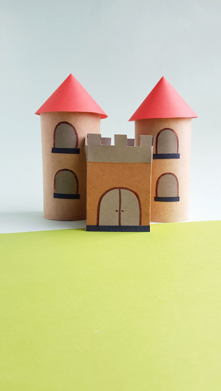 Toilet Paper Roll Castle * Moms and Crafters