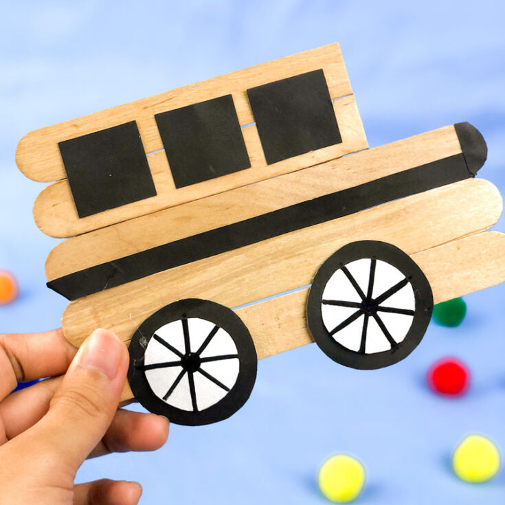 Easy School Bus Craft from Popsicle Sticks * Moms and Crafters