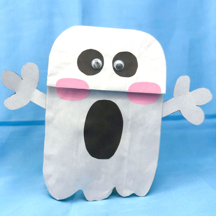 Ghost Hand Puppet Craft * Moms and Crafters
