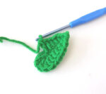 Small Leaf Crochet Pattern * Moms and Crafters