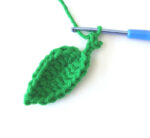 Small Leaf Crochet Pattern * Moms and Crafters