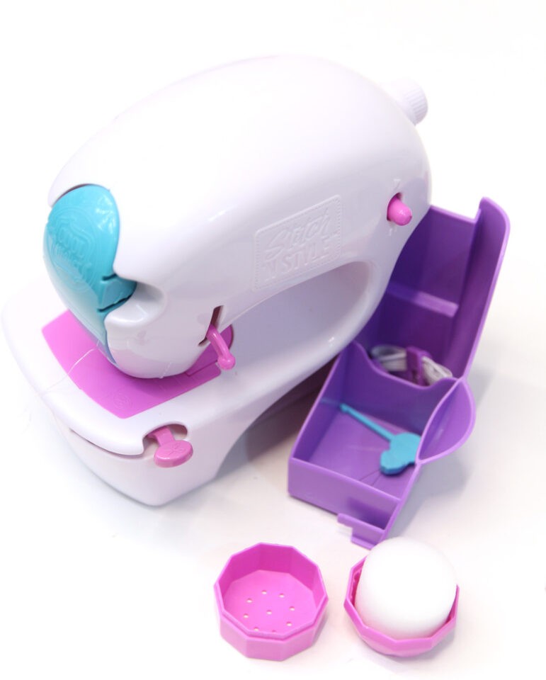 3 Easy Machine Sewing Projects For Kids To Learn How To Sew