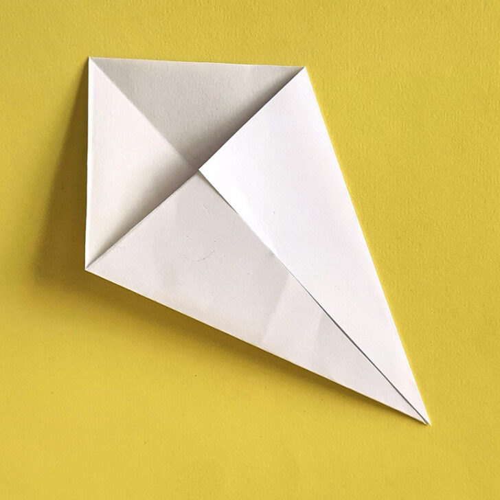 Origami Mushroom - Toadstool Craft * Moms and Crafters