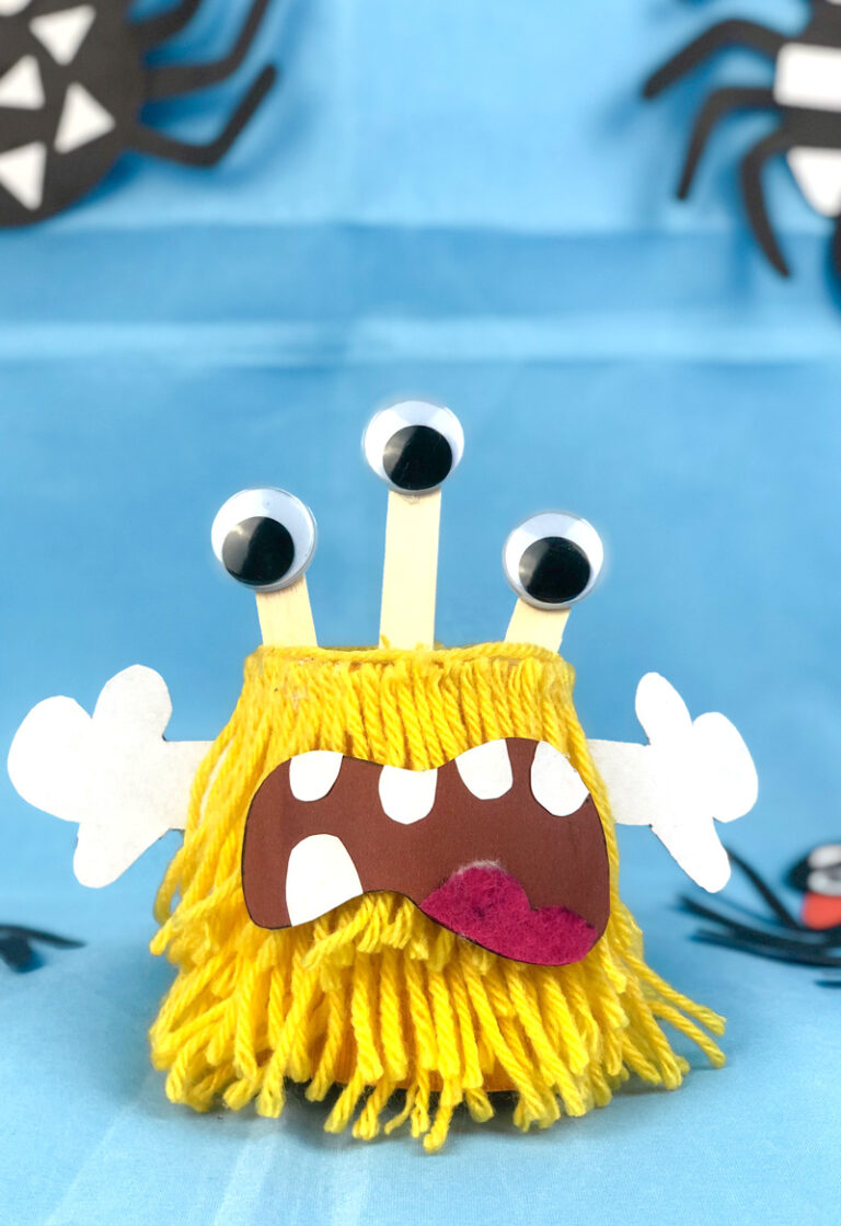 Yarn Monster Craft * Moms and Crafters
