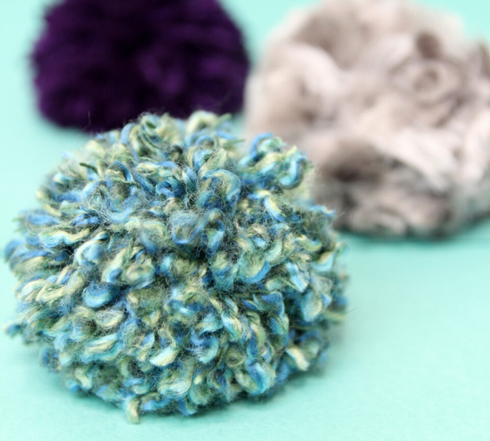 How to Make Pom Poms from Yarn 3 Ways * Moms and Crafters