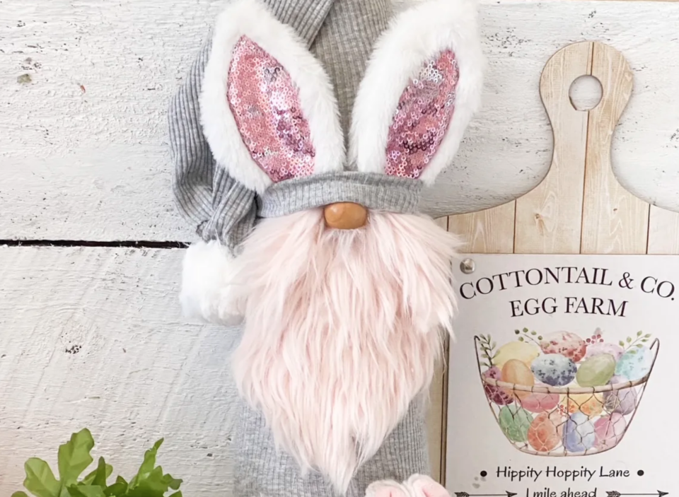18 Gorgeous Gnome Crafts to Craft Today! * Moms and Crafters