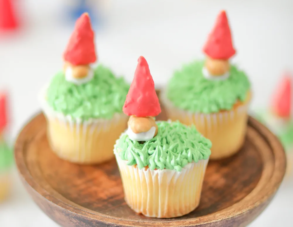 18 Gorgeous Gnome Crafts to Craft Today! * Moms and Crafters