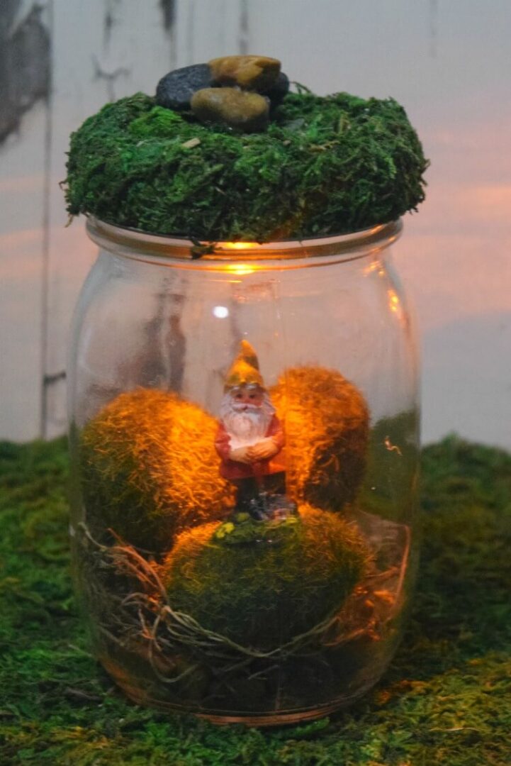 18 Gorgeous Gnome Crafts to Craft Today! * Moms and Crafters