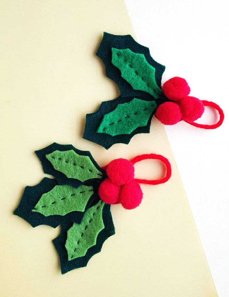 Felt Holly Ornament with a Free Template * Moms and Crafters