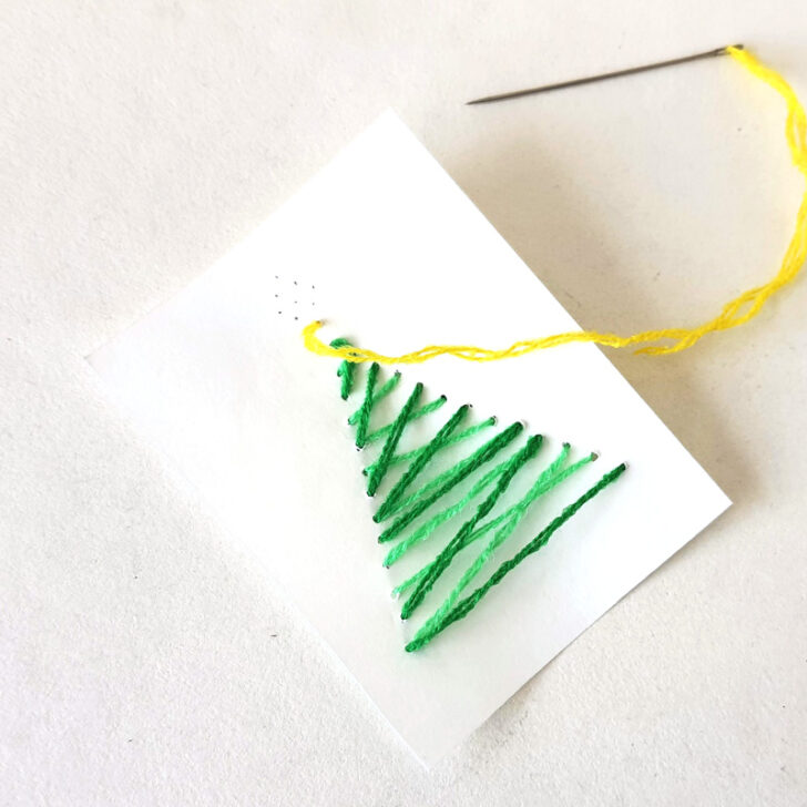 Stitched Christmas Cards - String Art * Moms and Crafters