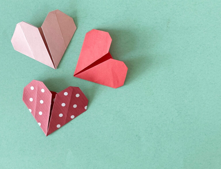 Origami Heart * Moms and Crafters