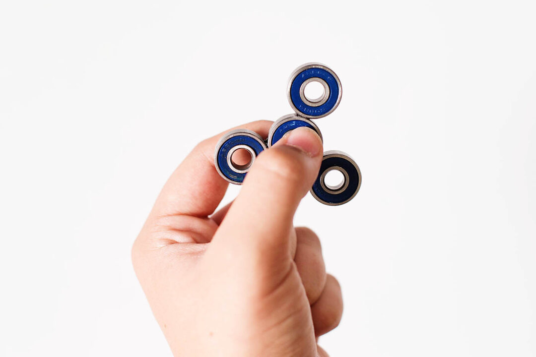 16+ Incredible Fidget DIY Ideas * Moms and Crafters
