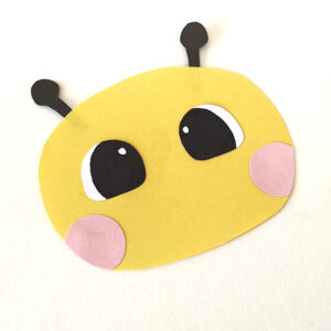 Bee Puppet * Moms and Crafters