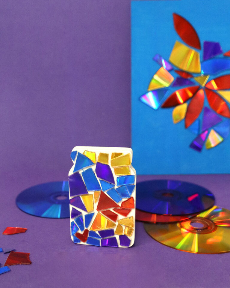CD Mosaics - Repurpose Old CDs into Art! * Moms and Crafters