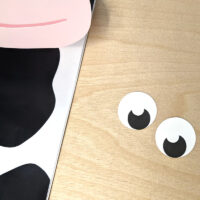 Cow Paper Bag Puppet and Favor Bag * Moms and Crafters