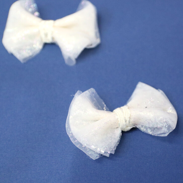 How to Make a Tulle Bow * Moms and Crafters