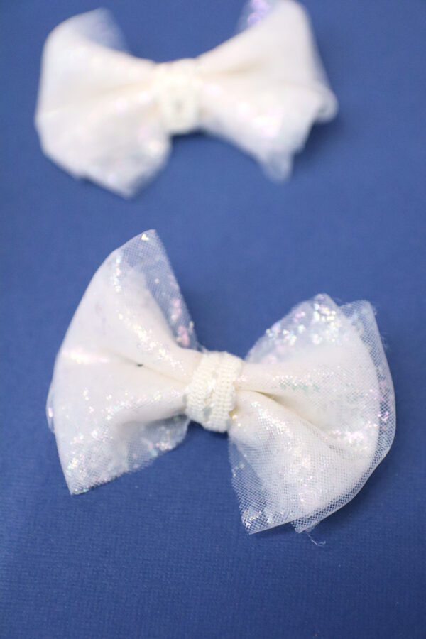 How to Make a Tulle Bow * Moms and Crafters