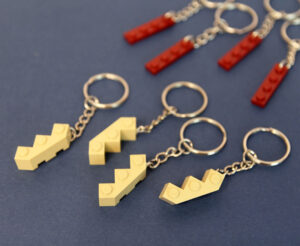 DIY LEGO Keychain using real bricks! * Moms and Crafters