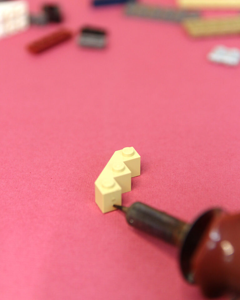 DIY LEGO Keychain using real bricks! * Moms and Crafters