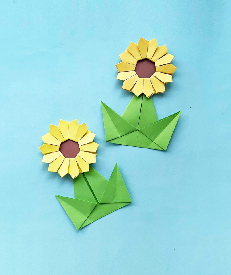 Simple Origami Sunflower Tutorial * Moms and Crafters