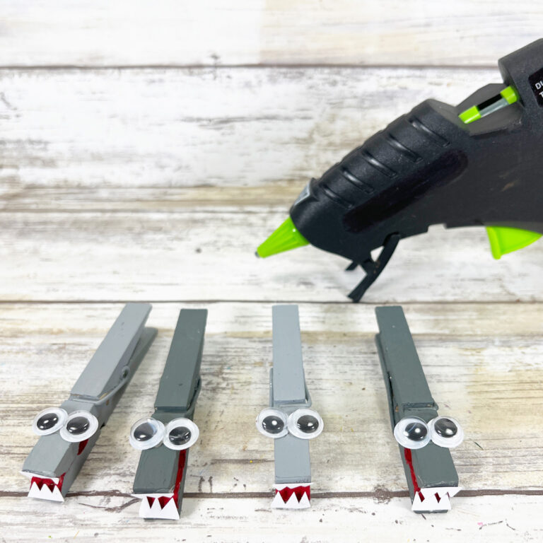 Clothespin Shark Craft for Kids * Moms and Crafters