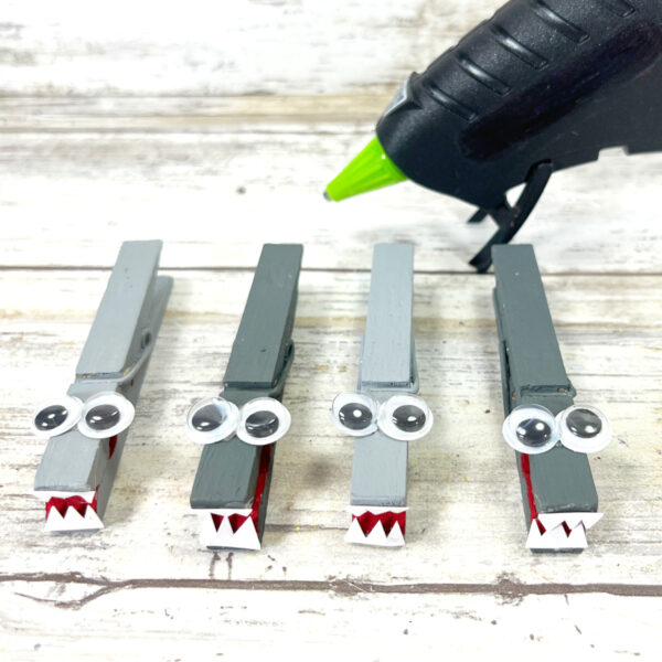 Clothespin Shark Craft for Kids * Moms and Crafters