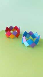 Just For Fun Origami Bracelet * Moms and Crafters