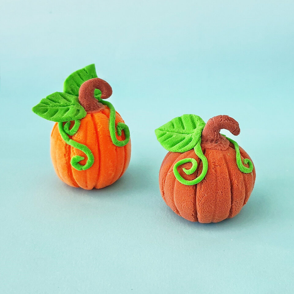 Foam Clay Pumpkin Tutorial * Moms and Crafters