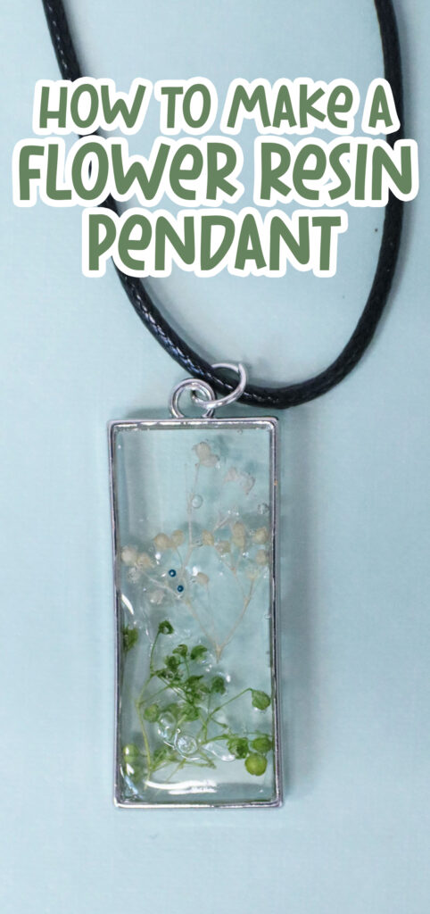 How to Make a Flower in Resin Pendant * Moms and Crafters